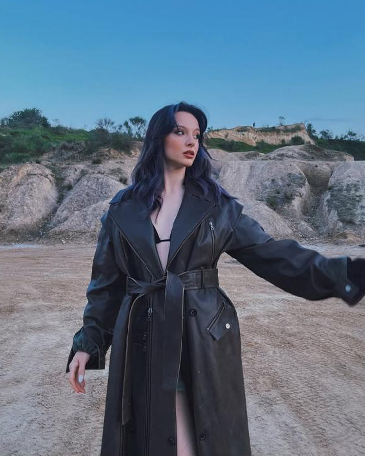 Zeynep Sude Oktay — Manifest